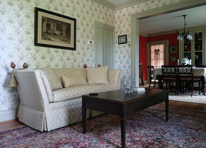 The Shady Sycamore Farm: Near The C&o Canal - Maryland