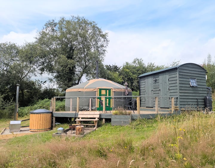 Woodland Yurt At Go Eco Glamping - Ceredigion