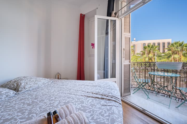 2 Chambres - Tram - Climatisation - Jolie Vue - ニース