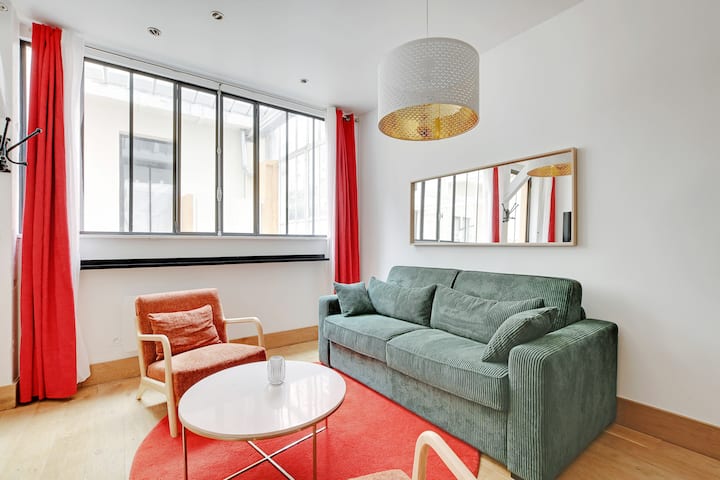 Un Joli Duplex à Montmartre - Paris