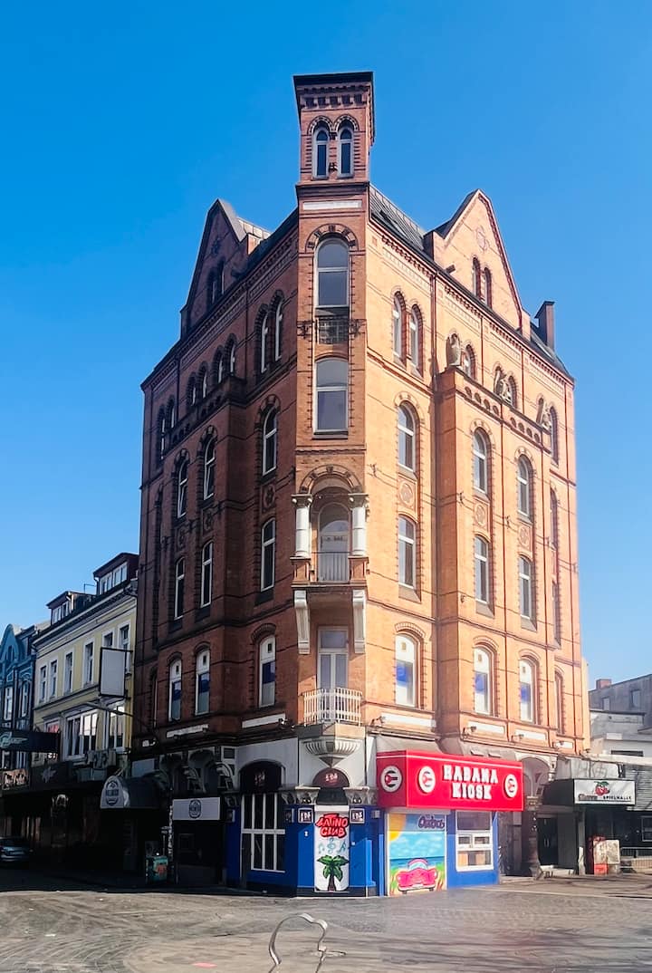 Culthouse Hamburg Fewo Mit Balkon Am Beatlesplatz - Hamburg