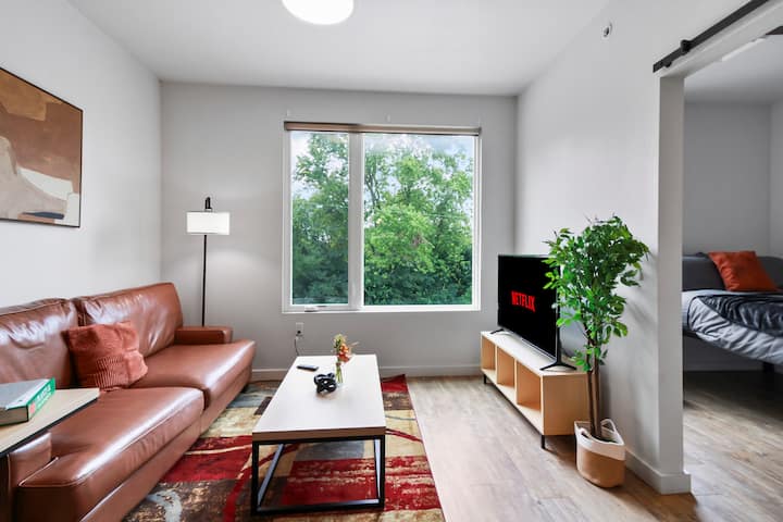 Homey 1bd/1b Downtown Next To Wku + Gym - Bowling Green, KY