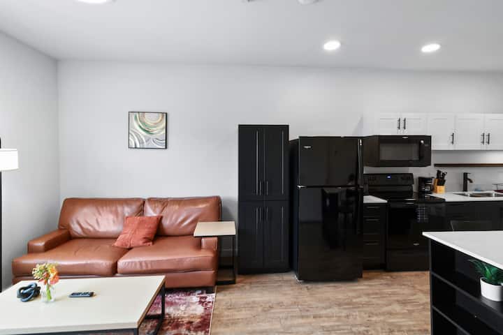 Work Friendly 1bd/1b Downtown Next To Wku - Bowling Green, KY