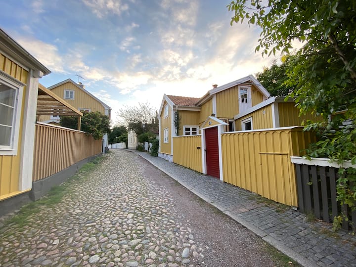 Idyll I Kalmars Medeltida Stadskärna Gamla Staden - Kalmar