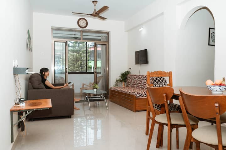 Sun, Sand, And Comfort: 2bhk @ Merad Benaulim - Goa