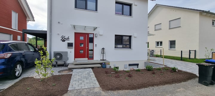 Familienhaus Nahe Bodensee Mit Garten & Whirlpool - Radolfzell