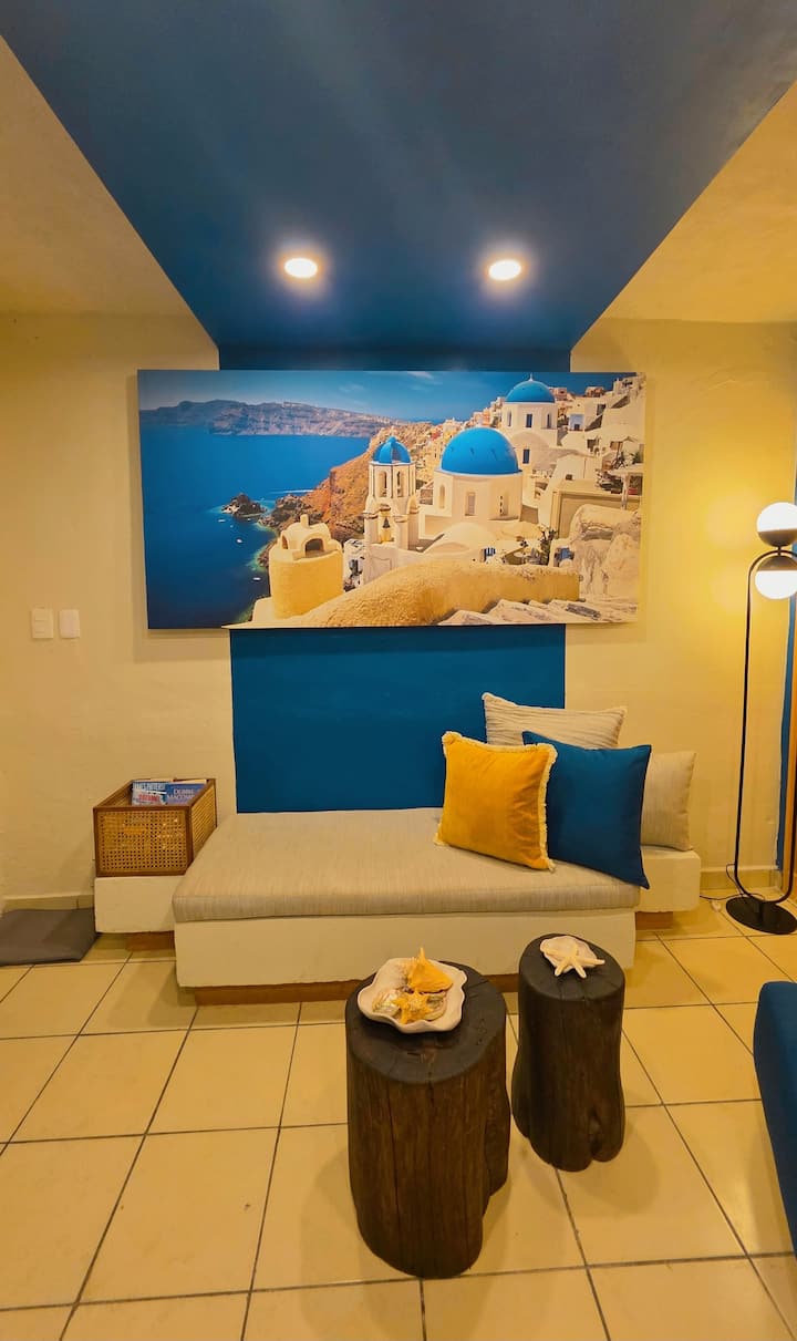 Santorini Suites, Cozumel. - Cozumel