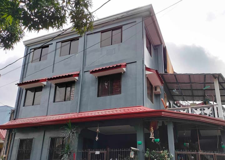 Entire 2nd Floor W/ 2 Bedroom And Private Entrance - Angono