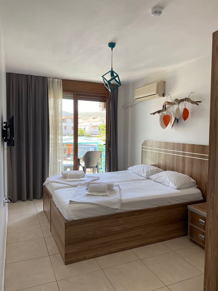 Foça Mint Pansiyon-oda Kahvaltı - Foça