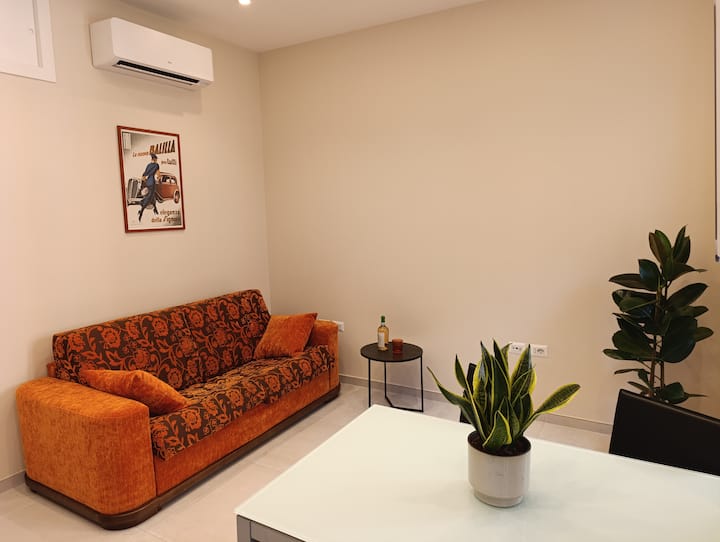 Domusaurea 2 Apartments Near The Colosseum - Roma