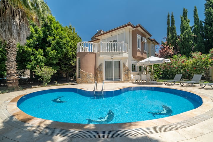 Red G9 Konforlu Müstakil Villa - Belek