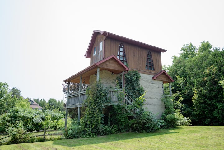 Cozy Guest House On The River - Georgina