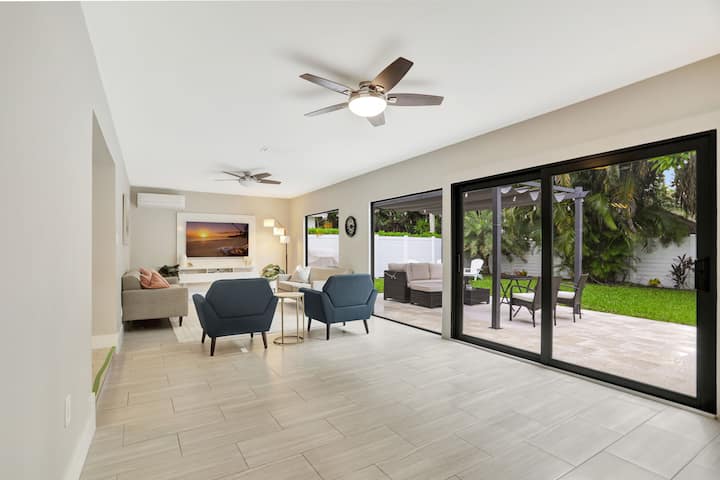 Stunning House In East Boca Raton Close To Beach - Boca Raton, FL