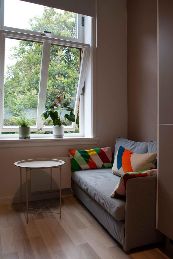 Central 2br | 4 Min Metro To City | Cozy & Bright - Oslo