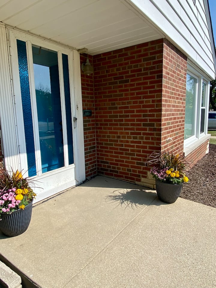 Norwood Park/o'hare 3bd/2ba Ranch - Skokie, IL