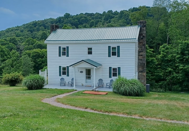 Heritage Homeplace - Farmington, PA
