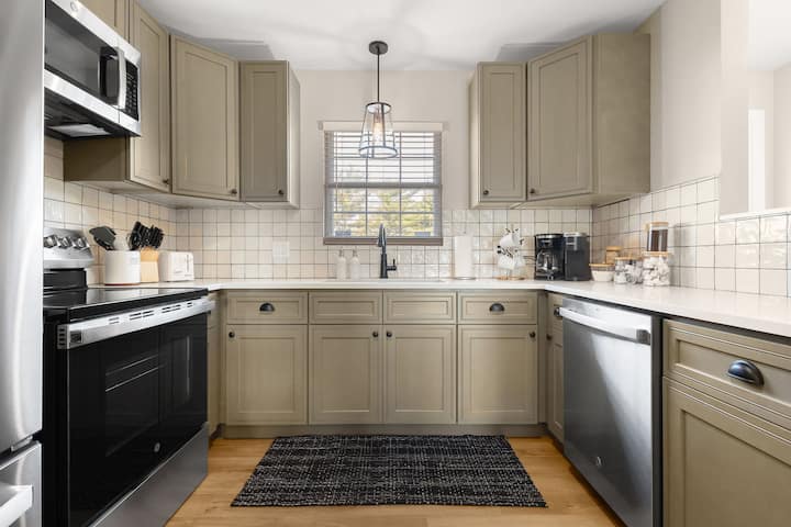 Groups | Space To Stay Together, Comfort To Relax - 사우스벤드