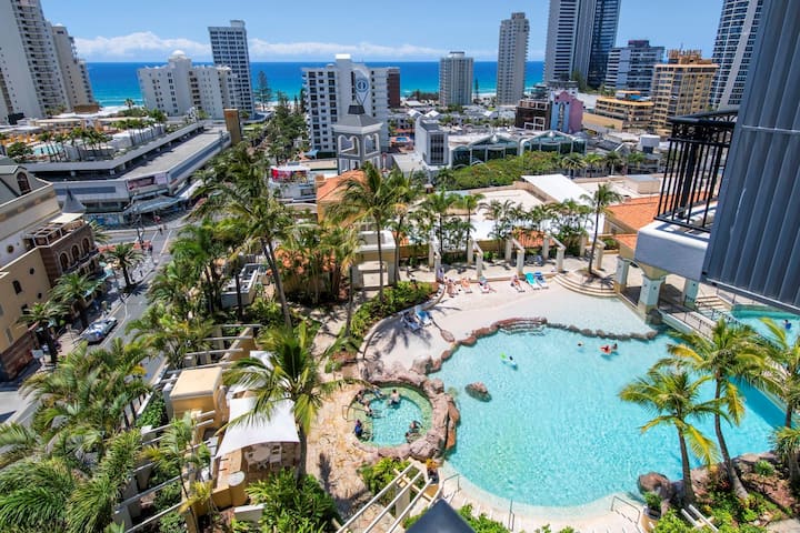 Resort Style 2bedroom 2b 1c Chevron - Surfers Paradise