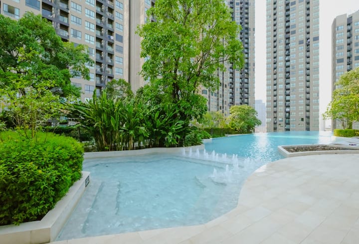 Nice Pool N Gym / Coworking / 24 Hrs Supermarket - Phra Khanong