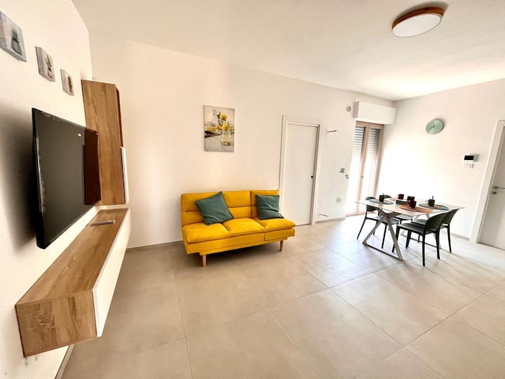 Appartamento Con Doppia E Singola A Tricase - Tricase