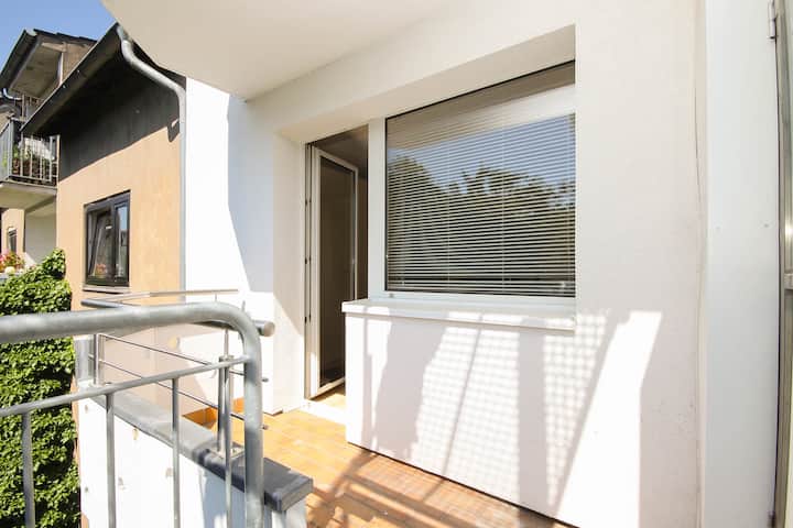 Im Zentrum Mit Balkon U Garten - Düsseldorf