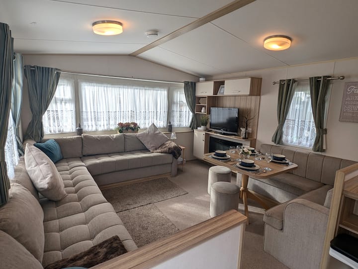 3 Bdr Pet Friendly @ Hoburne Bashley, New Forest - 브로큰허스트
