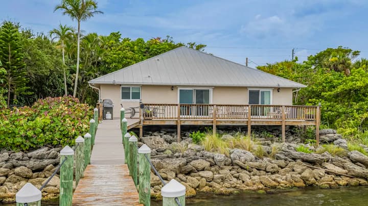 Entire Riverfront Home W/ 400' Dock- Pet Friendly! - Sebastian, FL