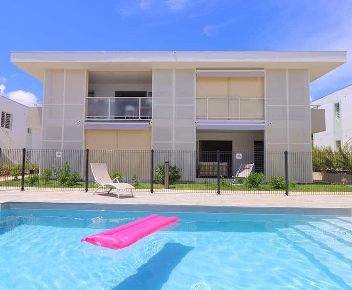 L'hibiscus, Piscine, Proche Plage - Saint-François