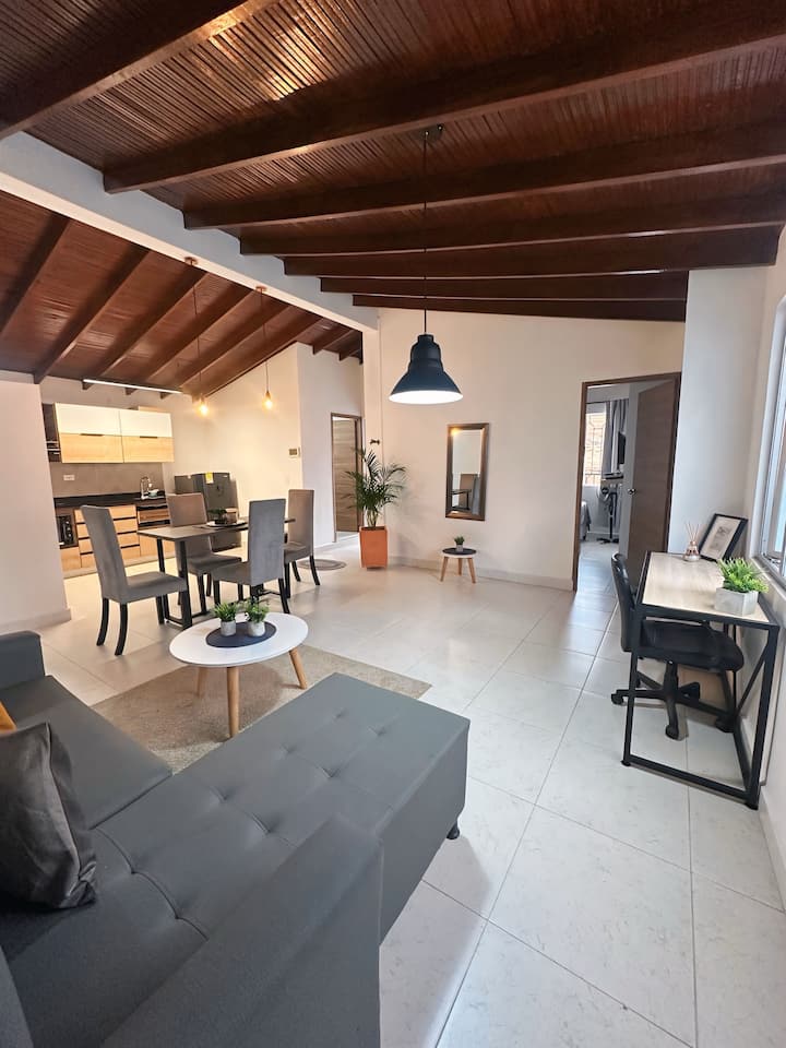Apartamento A Solo 10 Minutos Del Poblado - Sabaneta