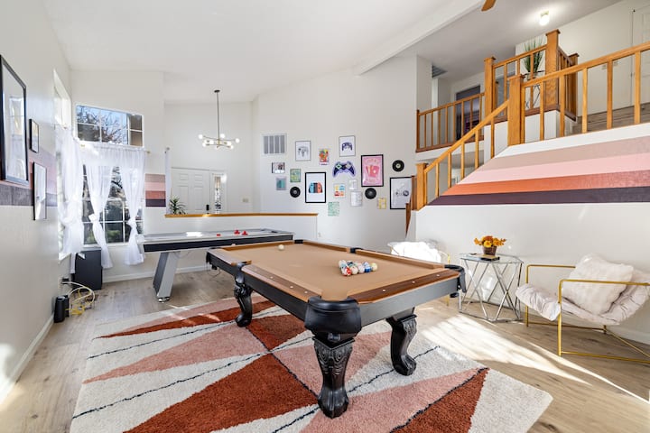 Funstation: 2800sqft Reno Getaway For All Ages - Sparks, NV