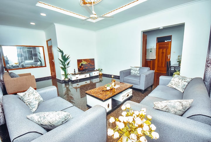 Cozy 3 Bedroom With Swimming Pool - Dar es Salaam