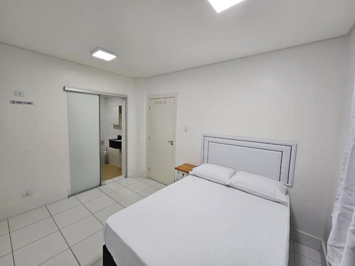 Apartamento Com Suíte No Centro - Curitiba