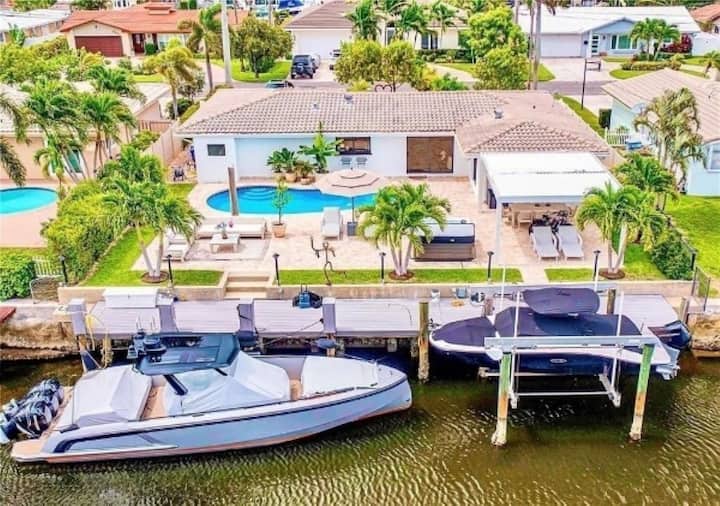 Waterfront Home With Pool, Hot Tub, And Boat Dock - Florida