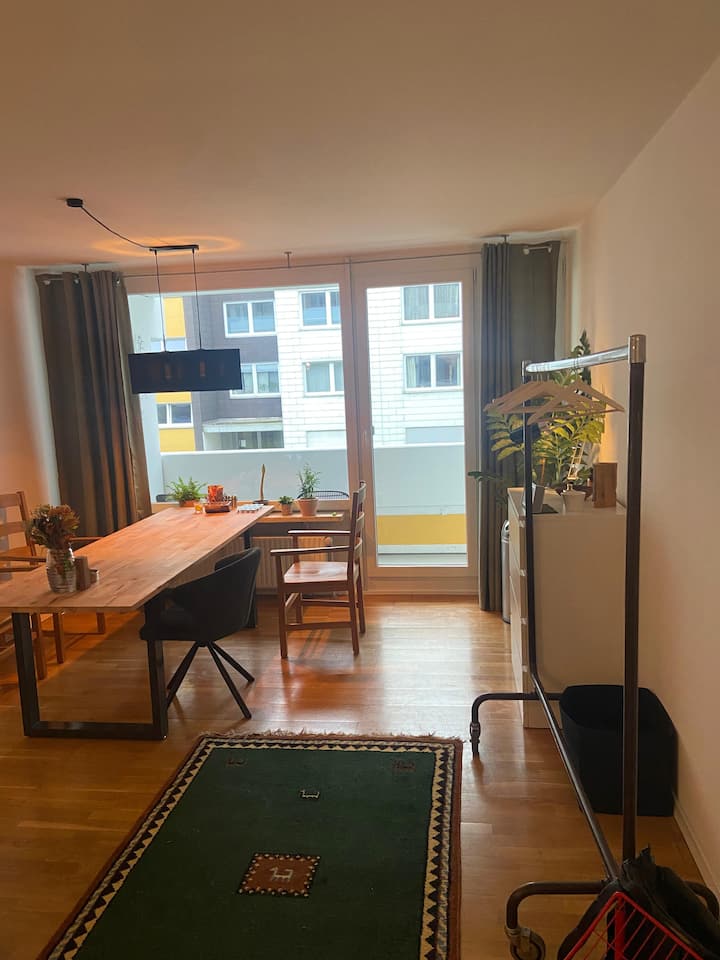 2-zimmerwohnung/balkon/münchen Sendling/bei Hp8 - Munich