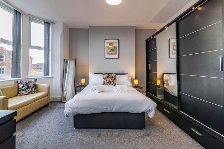 Motorpoint Arena House - Sleeps 10 - Parking - Nottingham