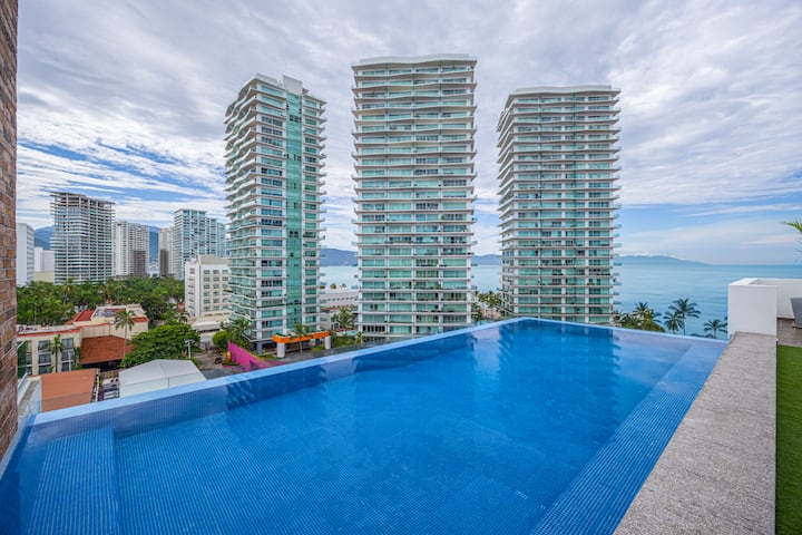 Casa Portosanto-1/2 Block From Beach - Puerto Vallarta