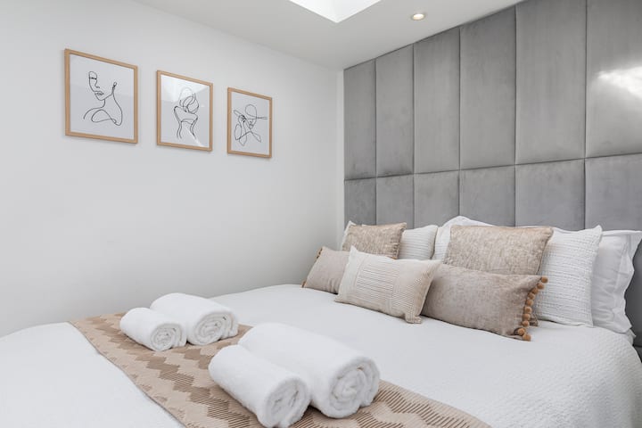 Flat In Queens Park - Londra