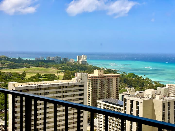 Ocean View Waikiki Banyan Getaway W/ Parking & Ac - O‘ahu, HI