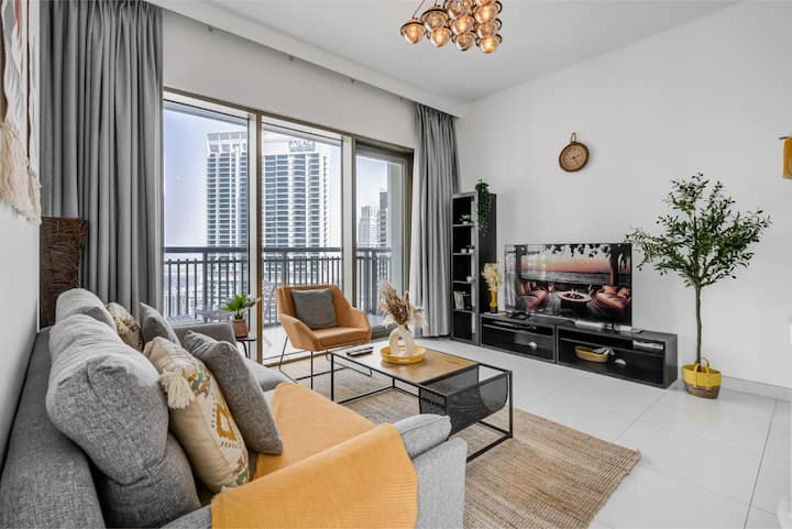 Elegant Boho Style 2br Apt In Creekside 18 B - Dubai