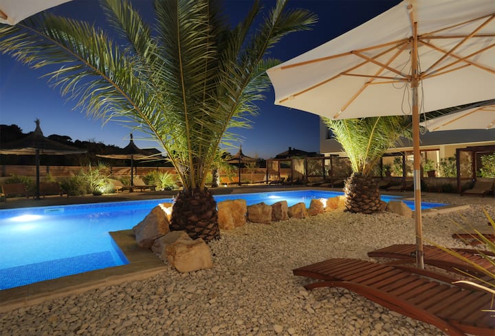 Villa Lojena - Luxury  3 Bedrooms Penthouse Id 114 - Murter