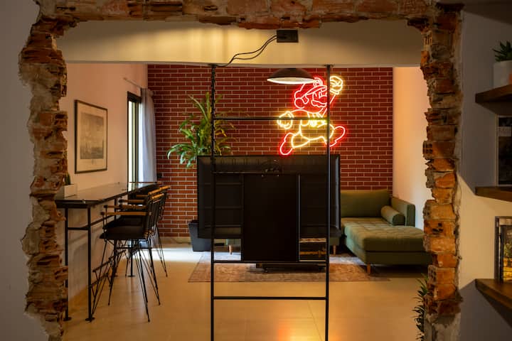 Arcada – 2br Urban-industrial Pad W/ Lush Terrace - Beirut