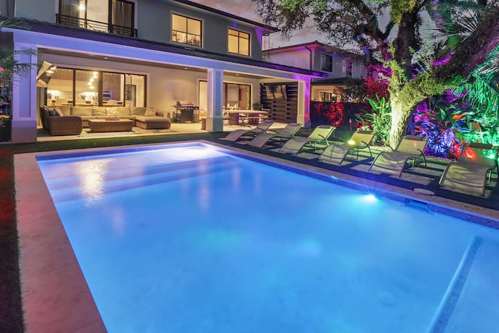 Tiki On The River - Fort Lauderdale, Fl - Fort Lauderdale, FL