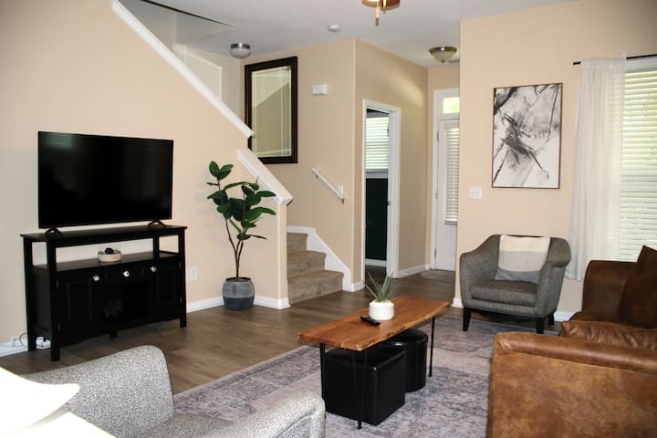 Cozy Bluffton Retreat For Families & Friends - Bluffton, SC