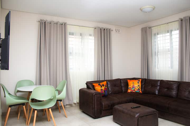 Deluxe Family Apartment - Sleeps 4 - Durban