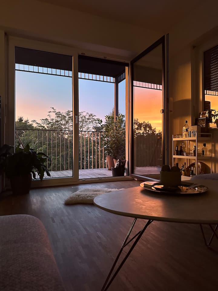 Modern City Center Apartment - Frankfurt