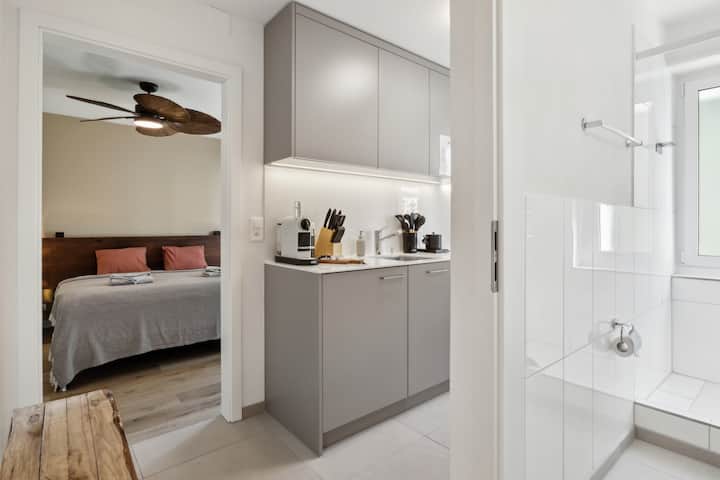 Modern 1br Balcony · Zurich Center · Fast Wifi - Kloten