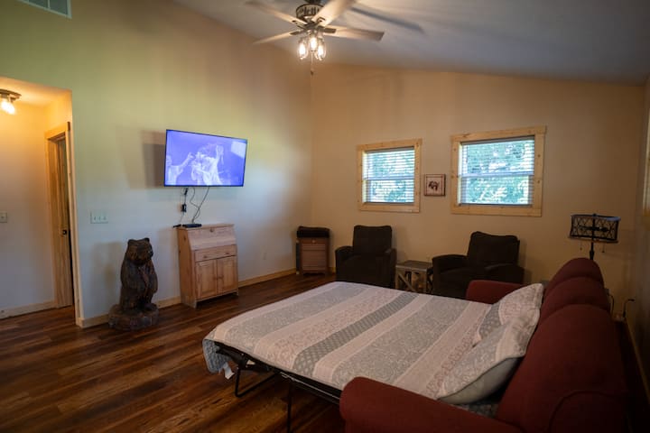 Bear Cave - Luxury Cabin In Attica - Liberty Lake, Liberty Township