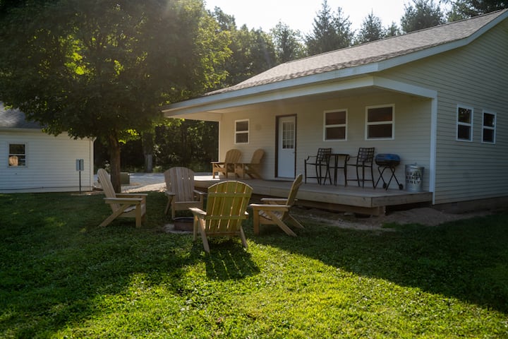 Bear Cave - Luxury Cabin In Attica - Liberty Lake, Liberty Township