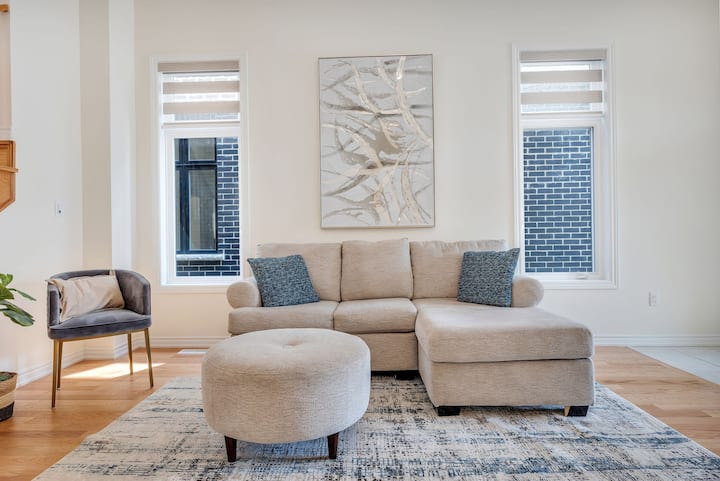 Kings Dream: Luxurious 7b/3.5b,kitchen,5g,parking! - Oshawa