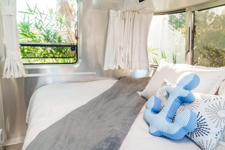 A Home Away From Home In An Rv - Bermuda